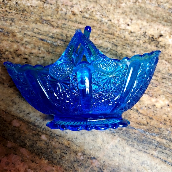 Fenton | Art | Fenton 96s Crystal Cut Split Handles And Daisy Button ...